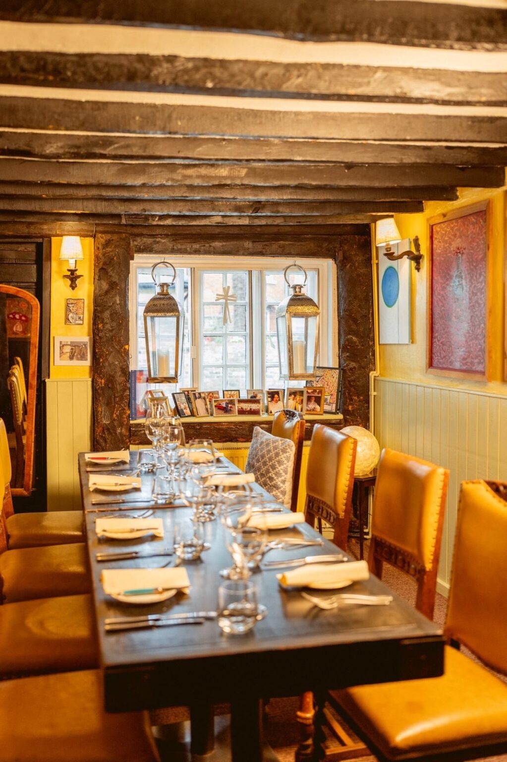 The Troublesome Lodger "Presents" The Snug - The Crown at Bray
